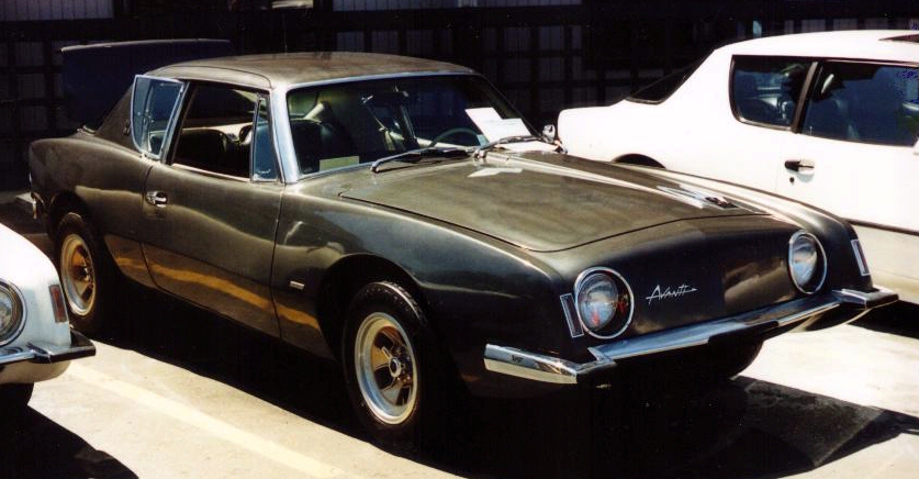 Bob Johnstone's Studebaker and Avanti Page ()