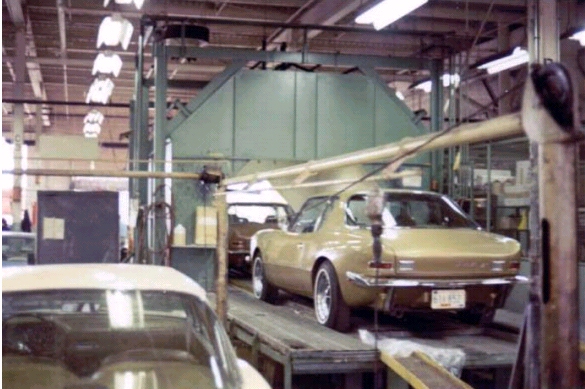 Studebaker Avantis & Avanti II's - The Avanti Motor Corporation - 1971